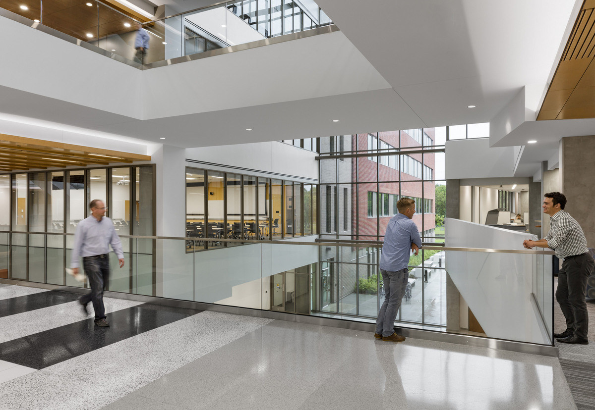 University of North Dakota School of Medicine + Health Sciences ...