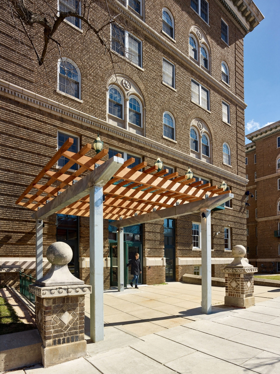 The LaB at Johns Hopkins University - Education Snapshots