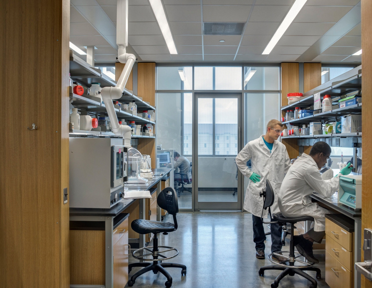 Central Michigan University - Biosciences Building - Education Snapshots