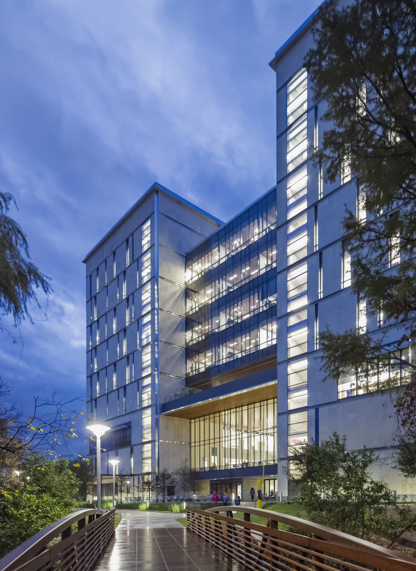 University of Texas at Austin - Engineering and Research Center - Education Snapshots