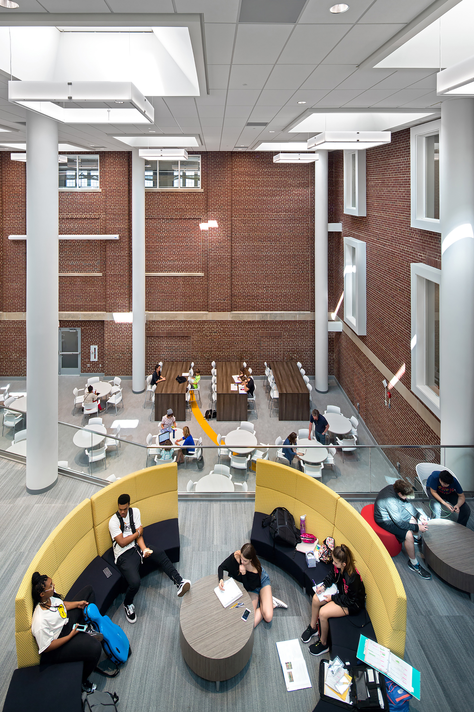 The Roeper School Learning Commons - Education Snapshots