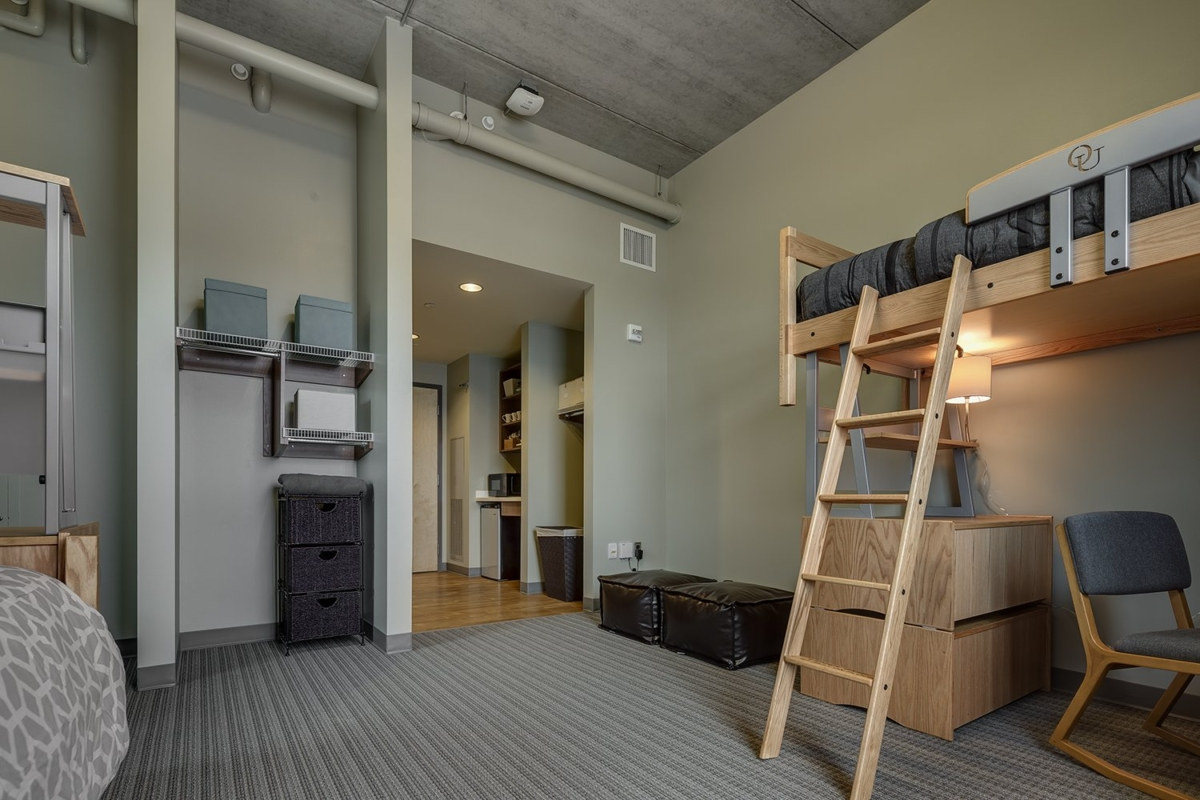 Oakland University - Oak View Hall - Education Snapshots