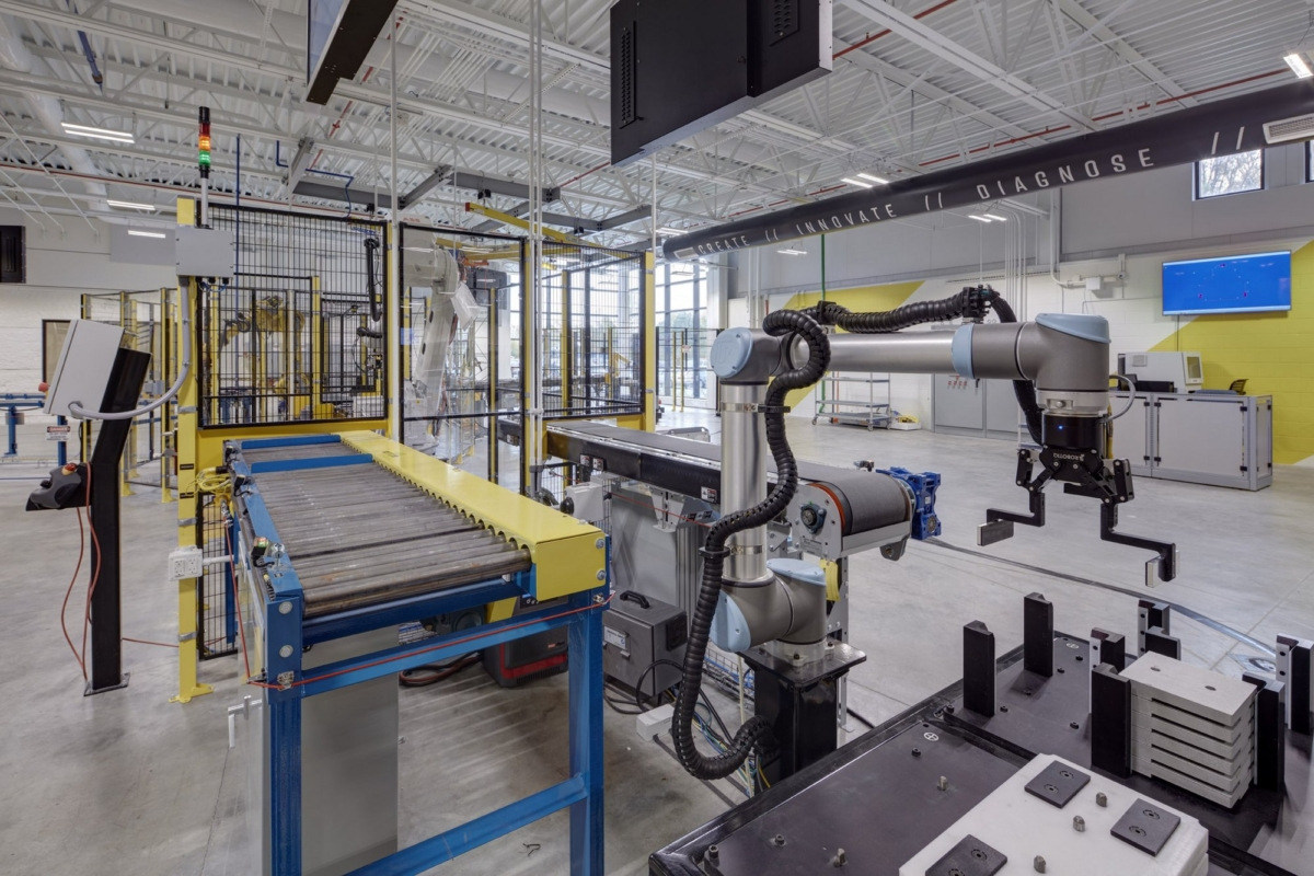 Lansing Community College - Center for Manufacturing Excellence ...