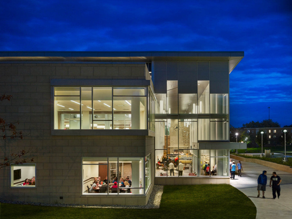 Ferris State University - University Center - Education Snapshots