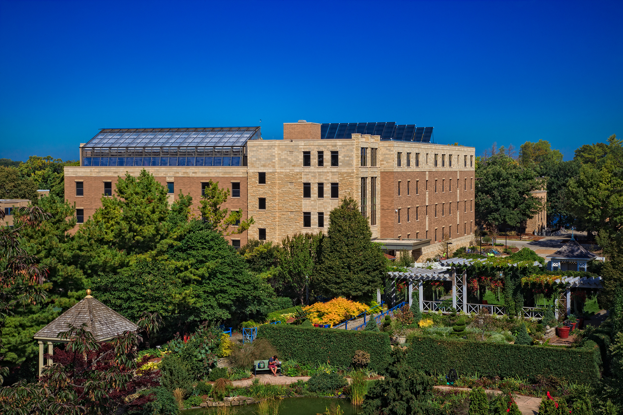 University of Wisconsin-Madison - Leopold Residence Hall - Education ...