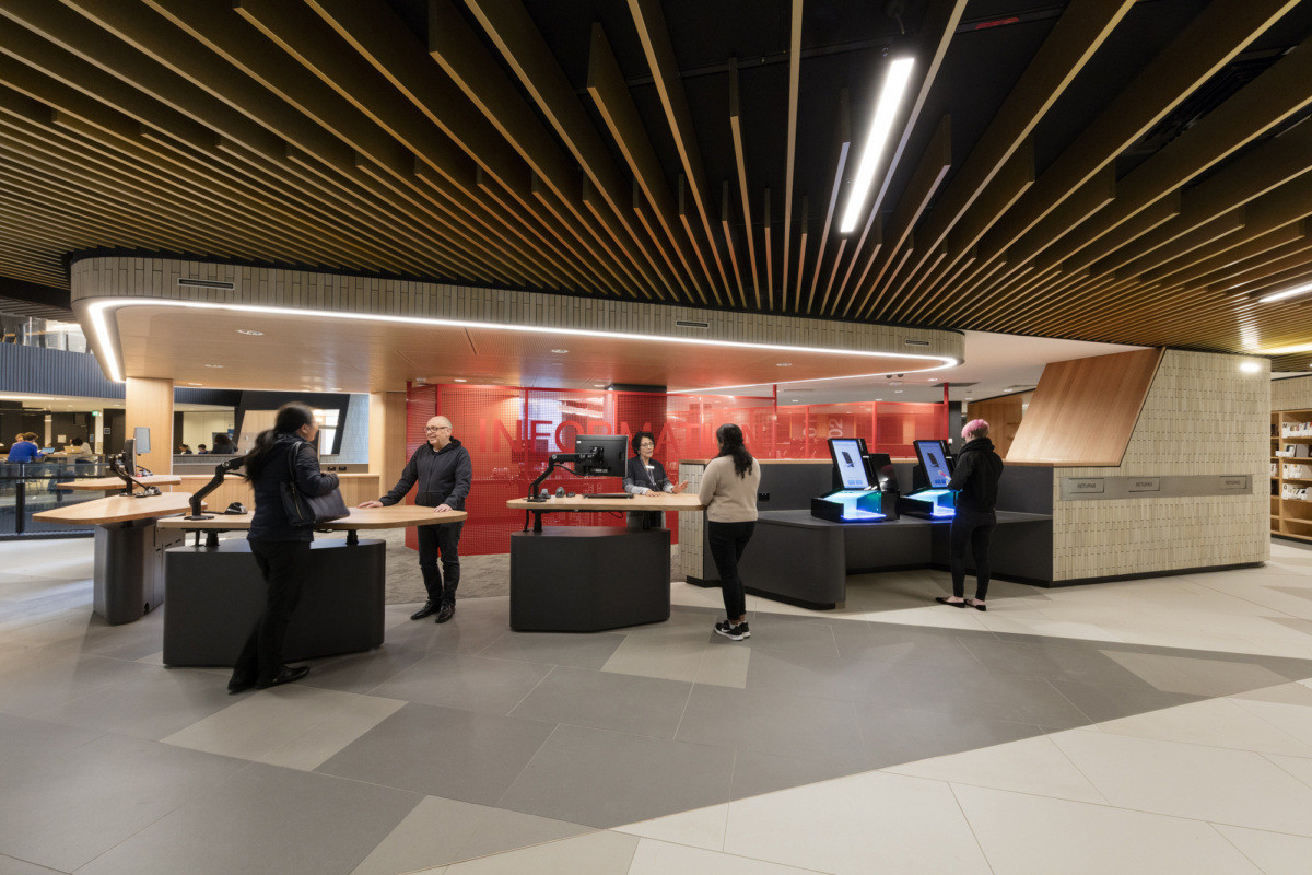 Monash University Clayton Campus - Sir Louis Matheson Library ...