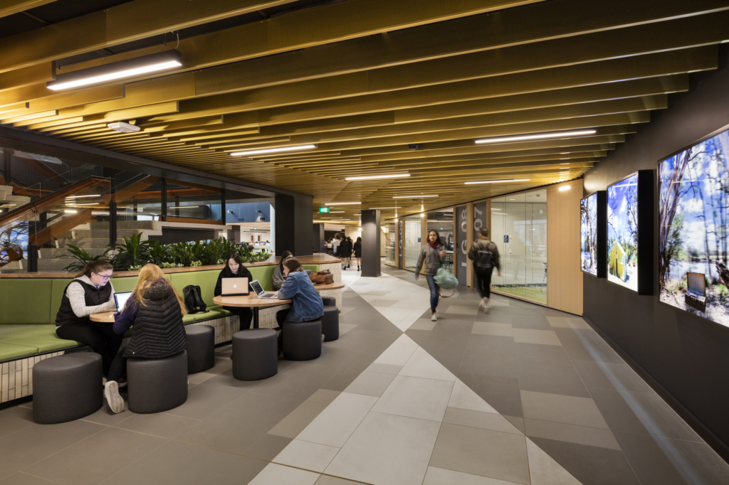 Monash University Clayton Campus - Sir Louis Matheson Library ...