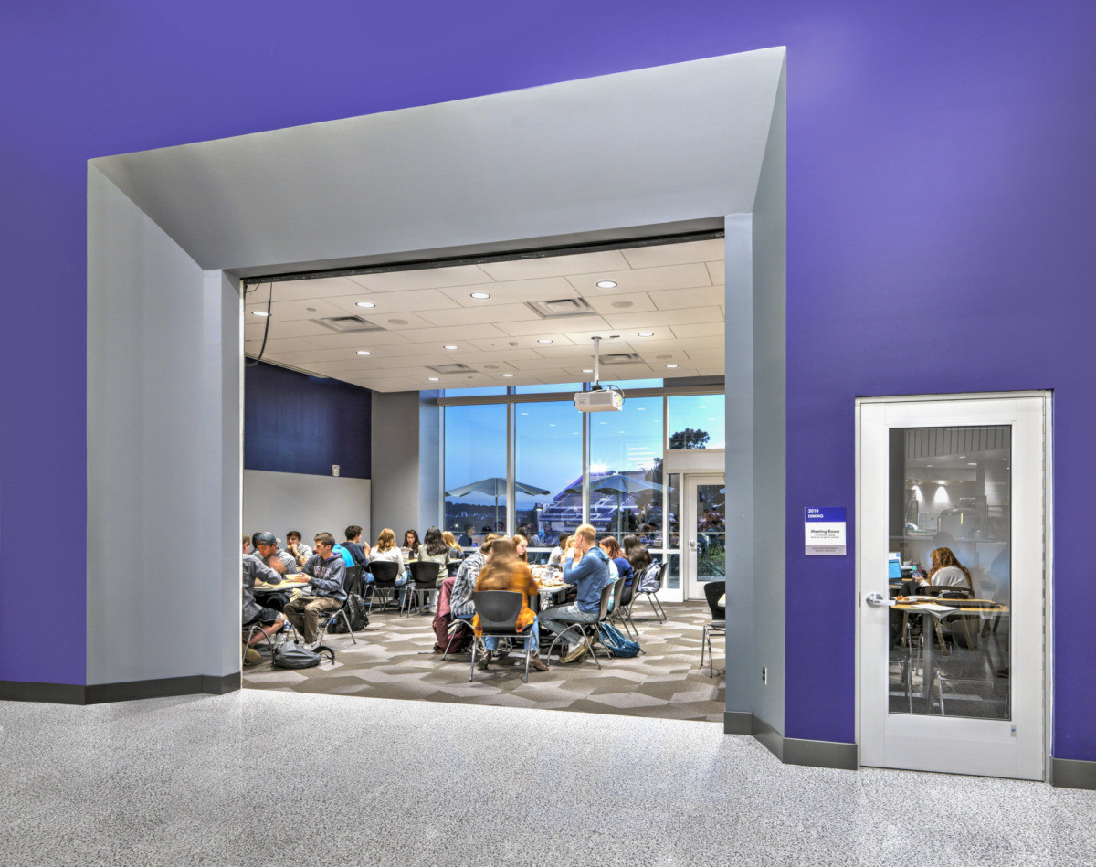 James Madison University - Dining Hall - Education Snapshots