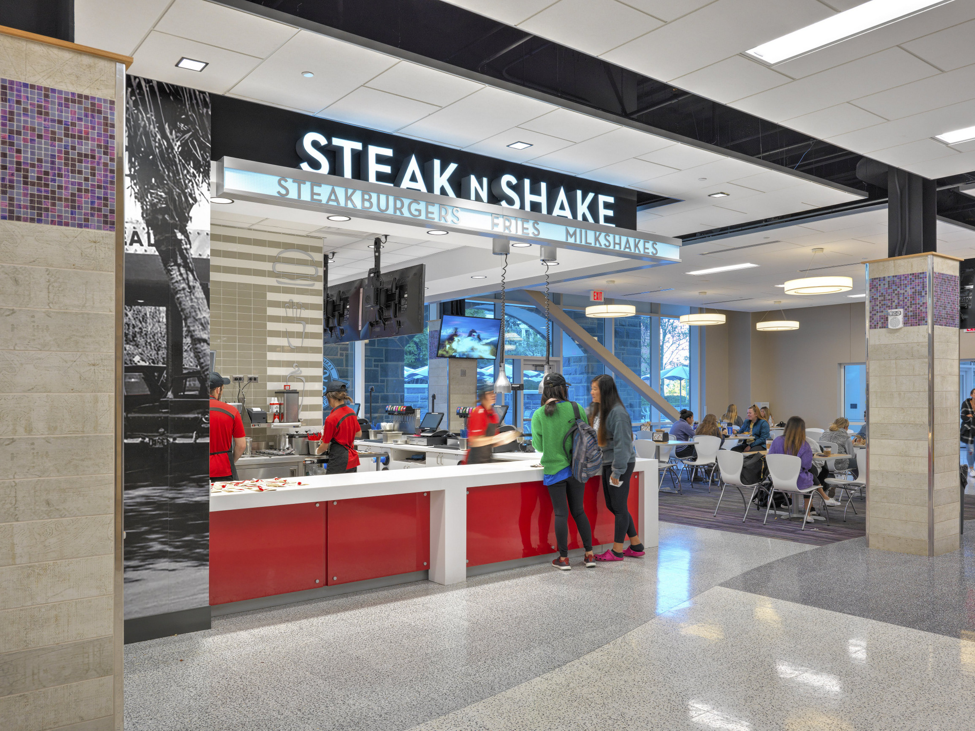 James Madison University - Dining Hall - Education Snapshots