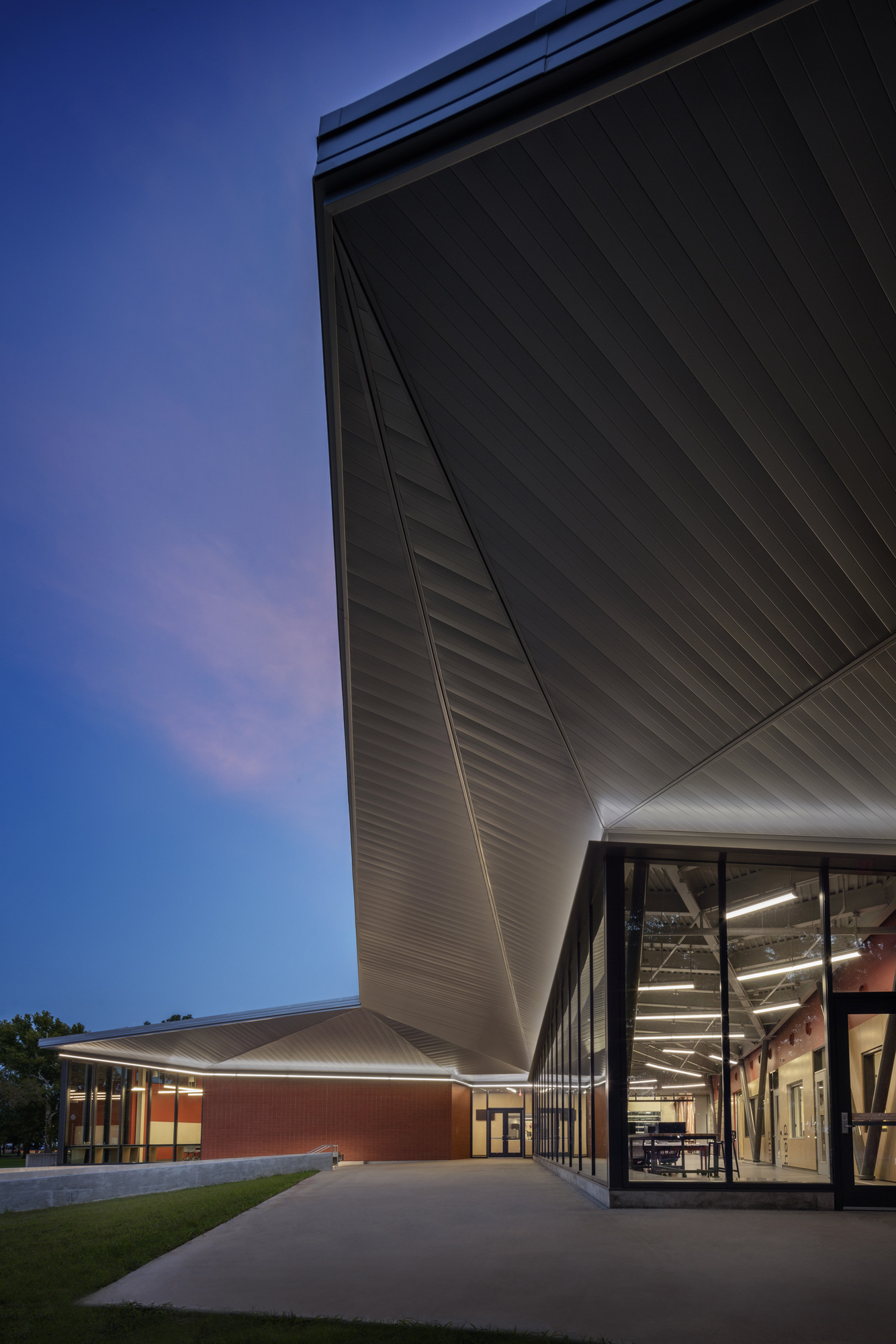 Prairie View A&M University - Fabrication Center - Education Snapshots