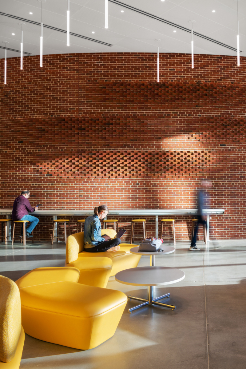 University of Maryland - Brendan Iribe Center for Computer Science and ...