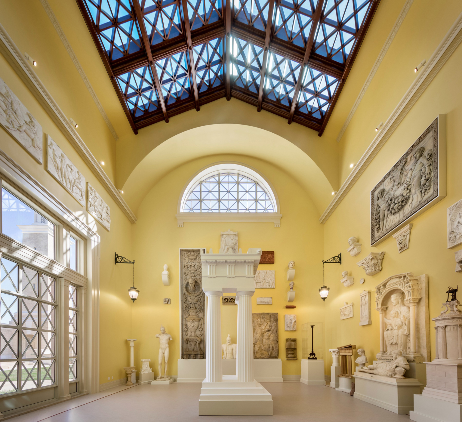 University of Notre Dame - Matthew and Joyce Walsh Family Hall of ...