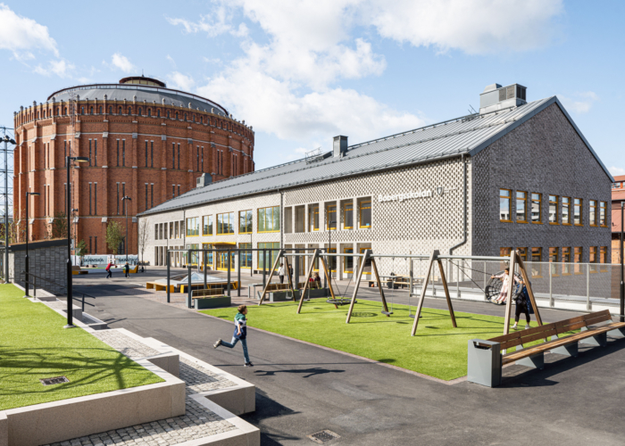 Bobergsskolan School - Education Snapshots