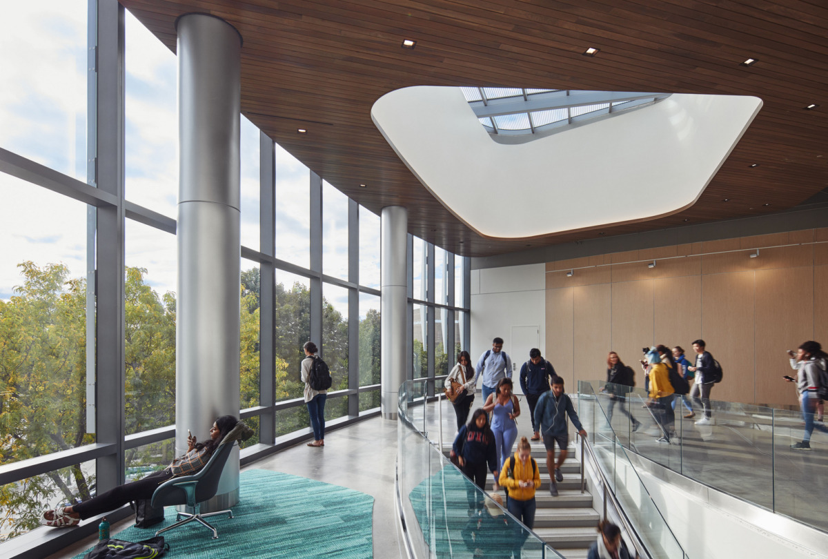 University of Illinois at Chicago - Academic and Residential Complex ...