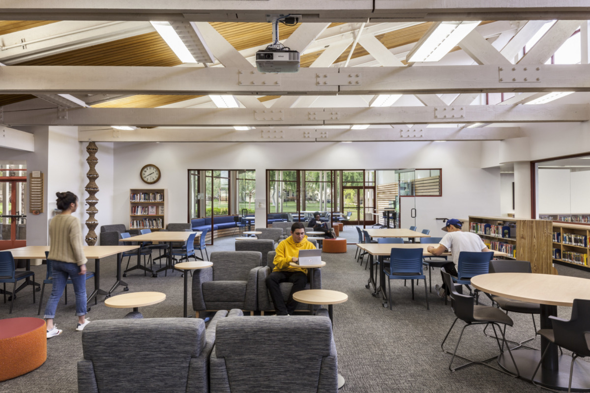 Chadwick School - Donald J. Leavenworth Library - Education Snapshots