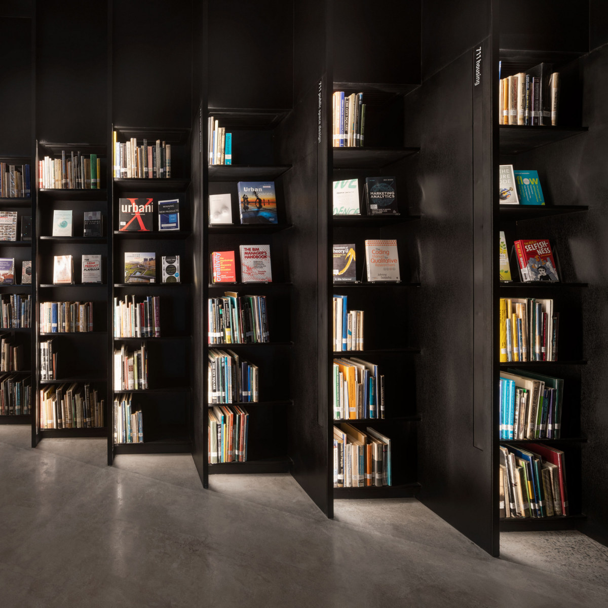 Chulalongkorn University - Architecture Library - Education Snapshots