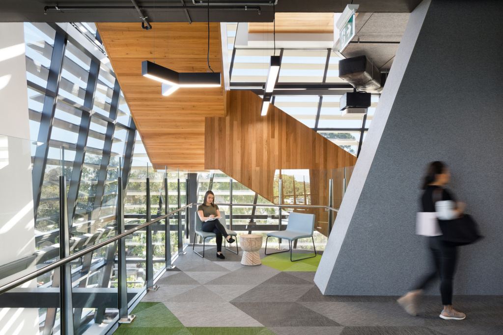 The University of Melbourne - Veterinary School - Education Snapshots