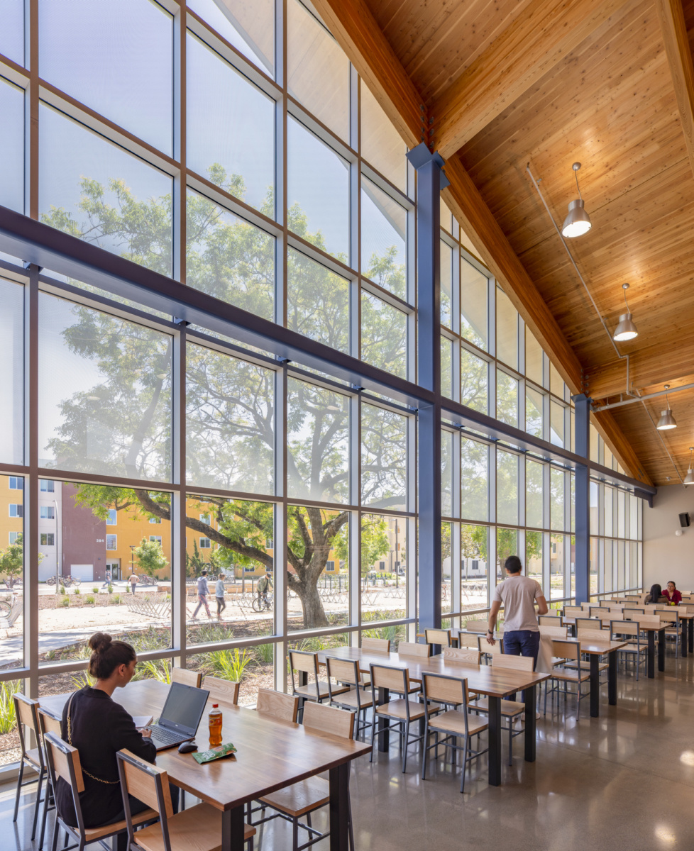 University of California, Davis - Latitude Dining Commons - Education ...