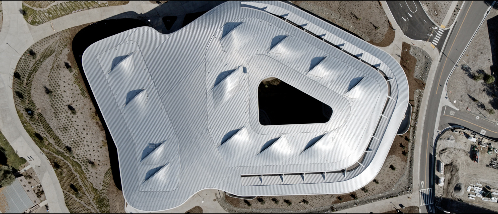 Cal Poly Pomona - Student Services Building - Education Snapshots