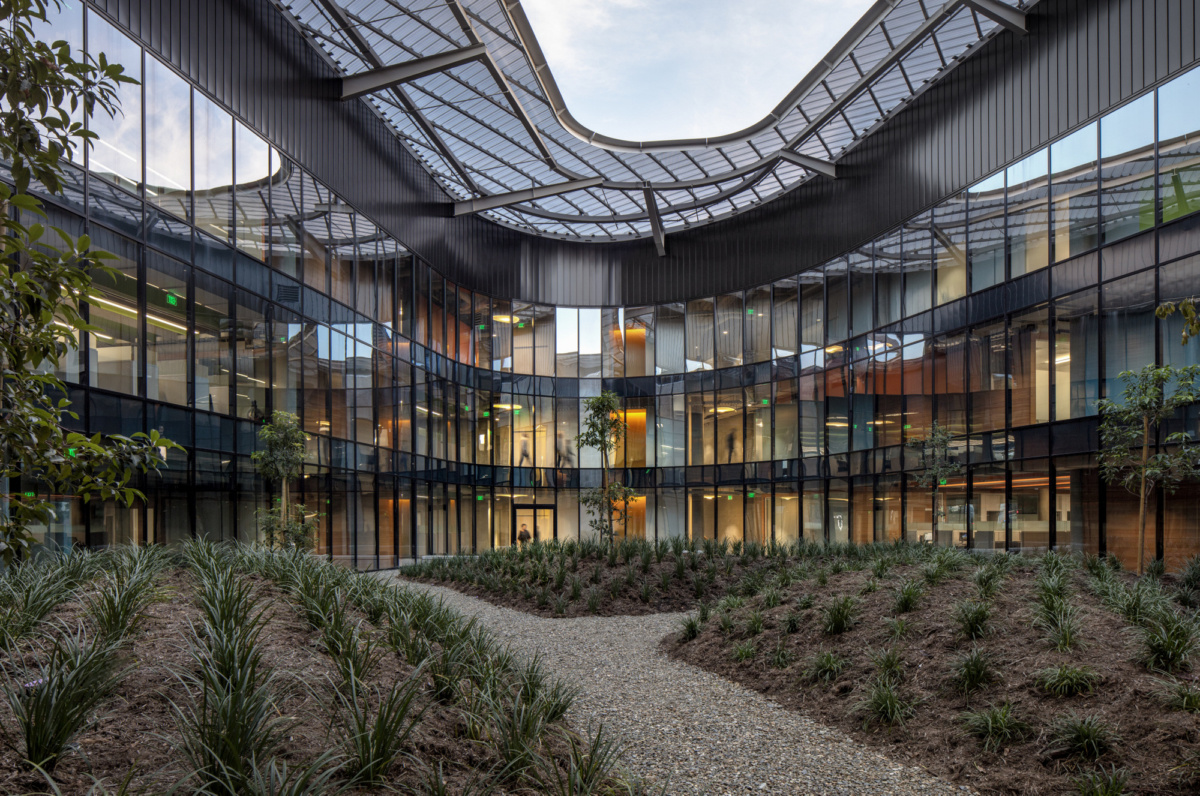 Cal Poly Pomona - Student Services Building - Education Snapshots