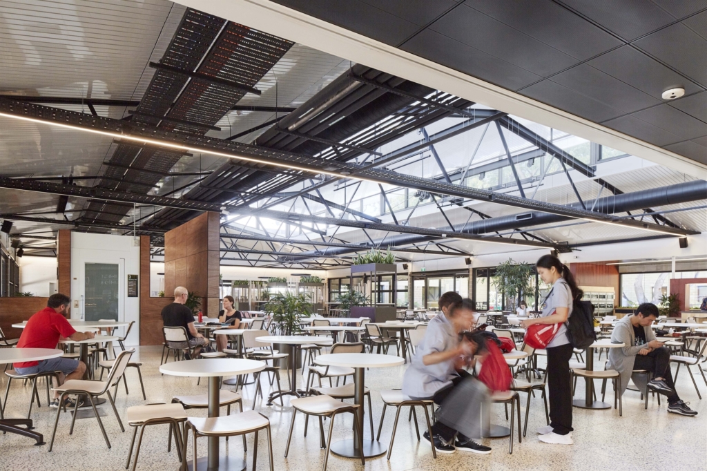 Murdoch University Student Hub - Education Snapshots