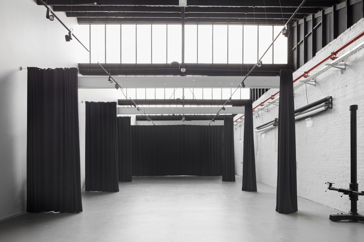 Photography Studies College in South Melbourne - Education Snapshots