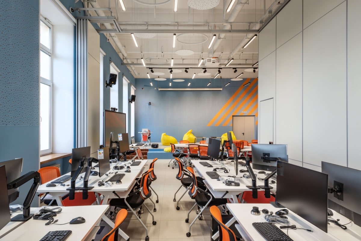 Bauman Engineering School №1580 - IT Polygon - Education Snapshots