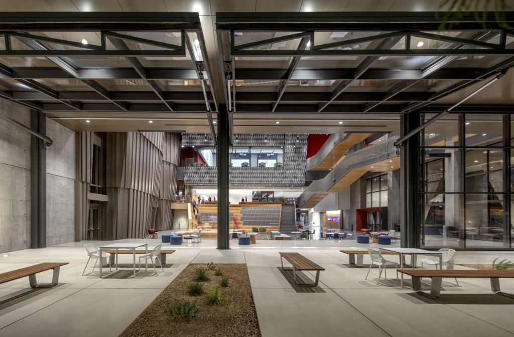 University of Arizona in Tucson - Health Sciences Innovation Building ...
