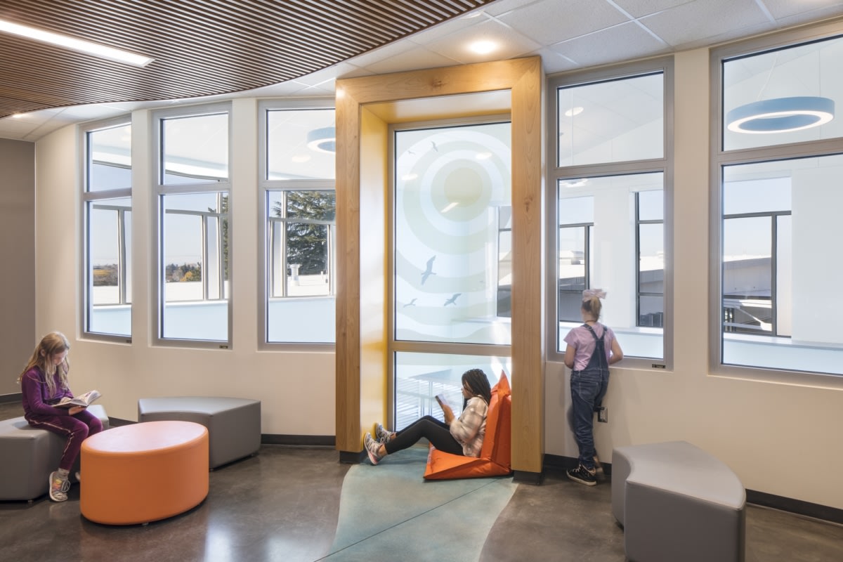 Mary Lyon Elementary School - Education Snapshots