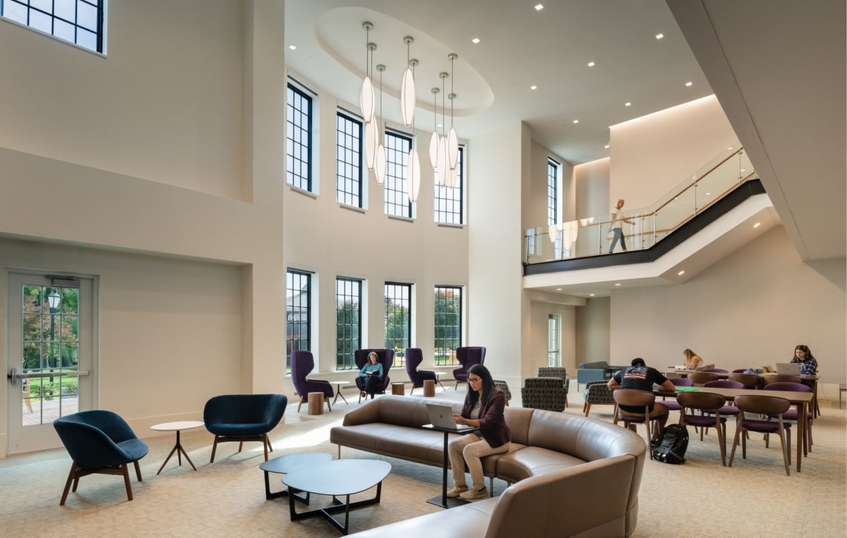 Stonehill College - Leo J. Meehan School of Business - Education Snapshots