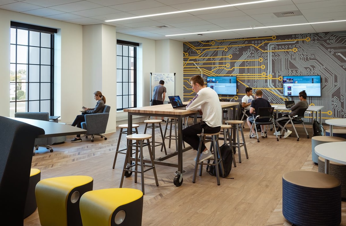 Stonehill College - Leo J. Meehan School of Business - Education Snapshots