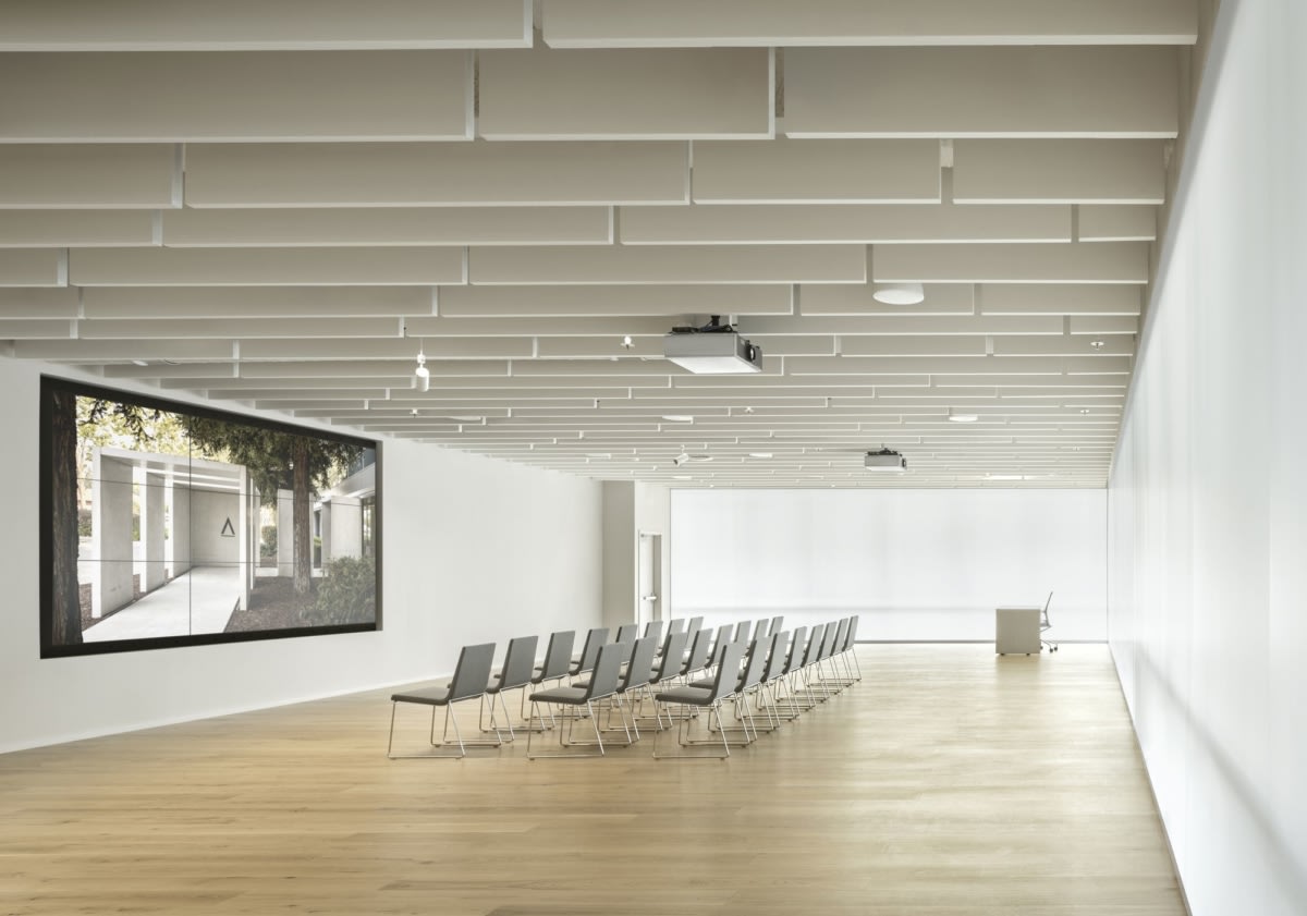 Avenues: The World School - Community Information Center - Education ...