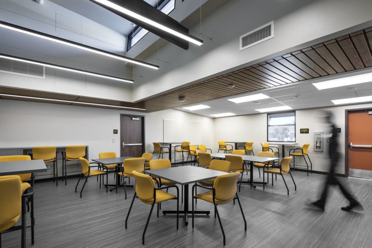 El Capitan High School Administration and Classroom Building ...