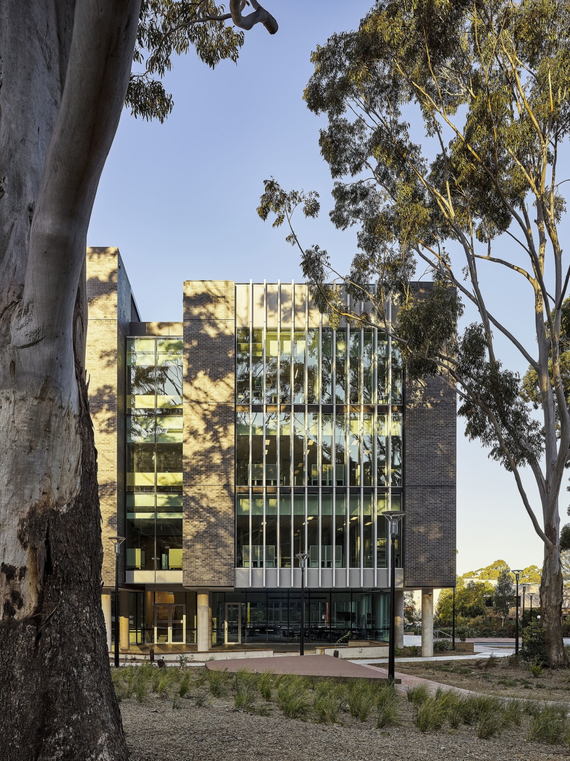 University of Wollongong - Jillian Broadbent Building - Education Snapshots