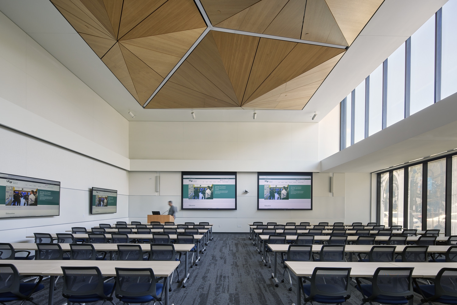 University of California at San Francisco - Clinical Sciences Building ...