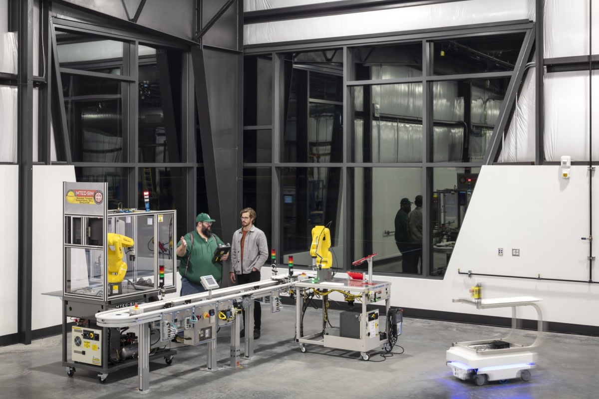 Ivy Tech Community College - Center for Advanced Manufacturing and ...