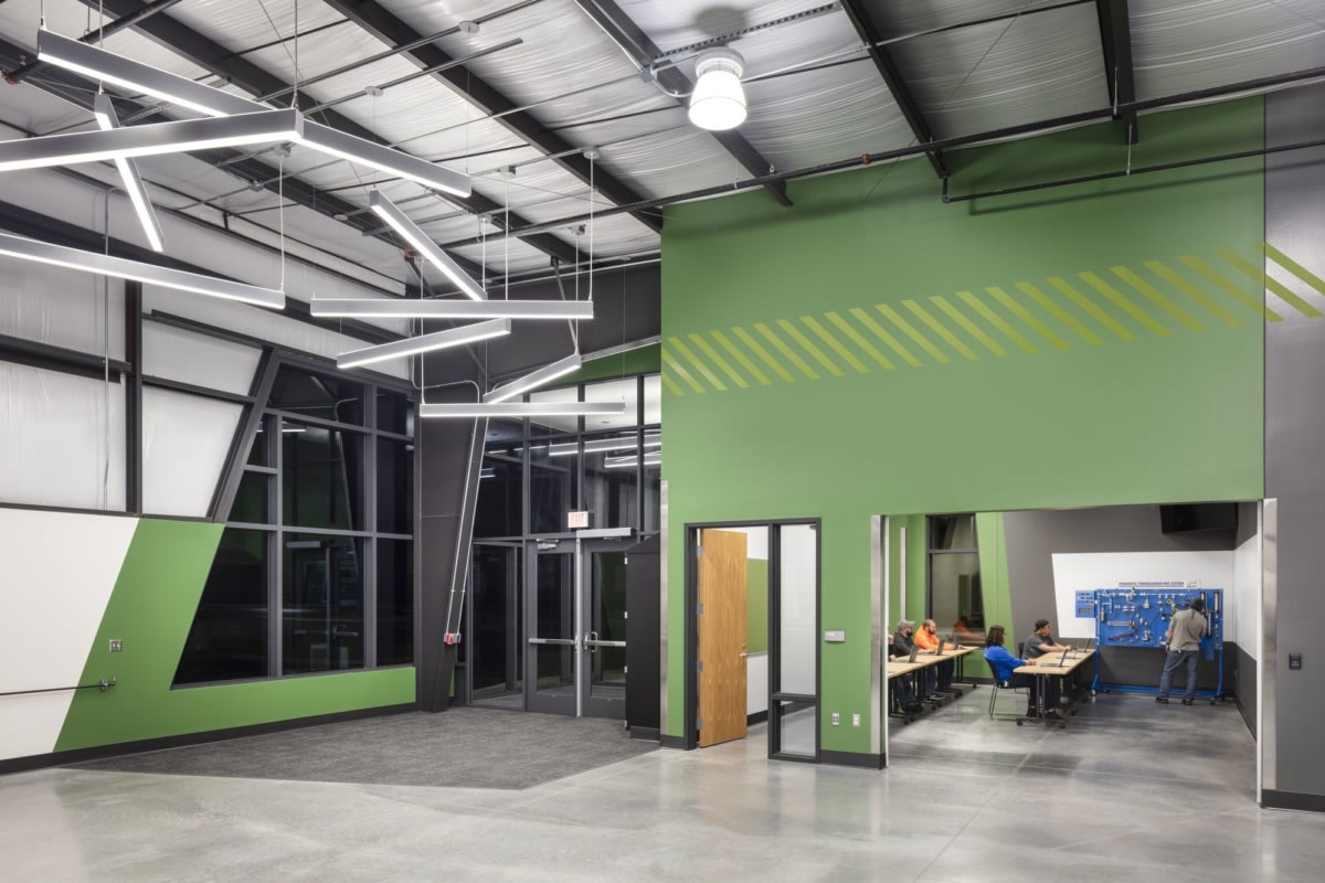 Ivy Tech Community College - Center for Advanced Manufacturing and ...