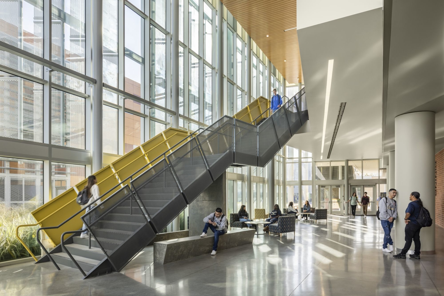 Los Angeles Harbor College Student Union - Education Snapshots