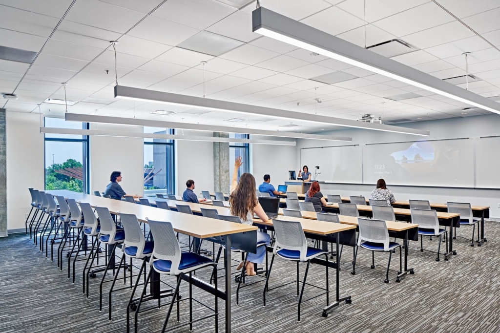 University of Texas at Dallas - Sciences Building - Education Snapshots