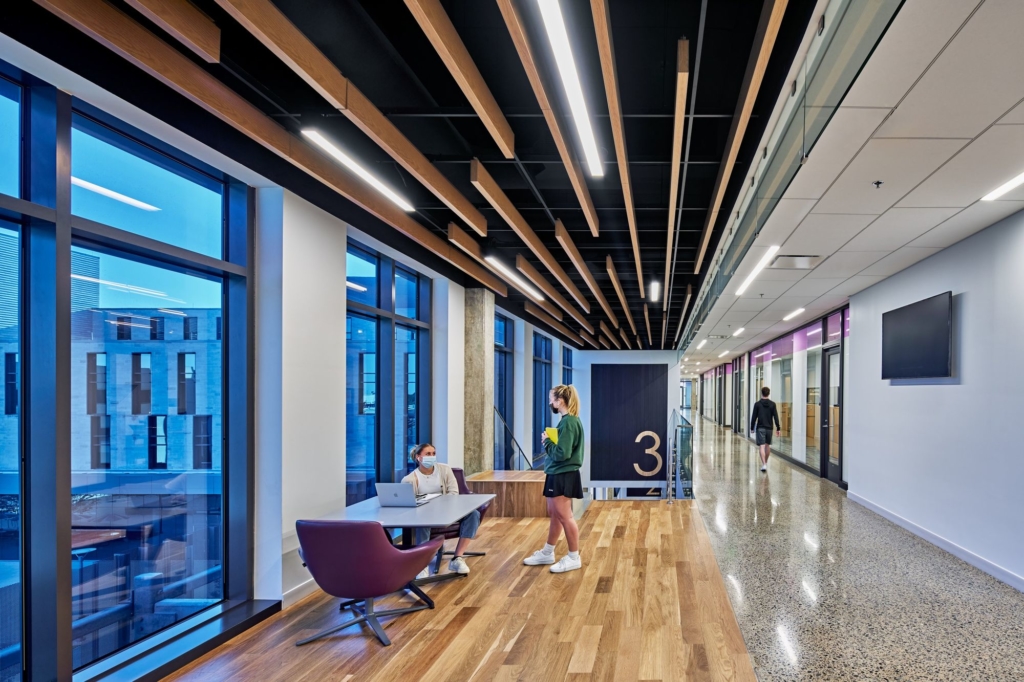 University of Texas at Dallas - Sciences Building - Education Snapshots