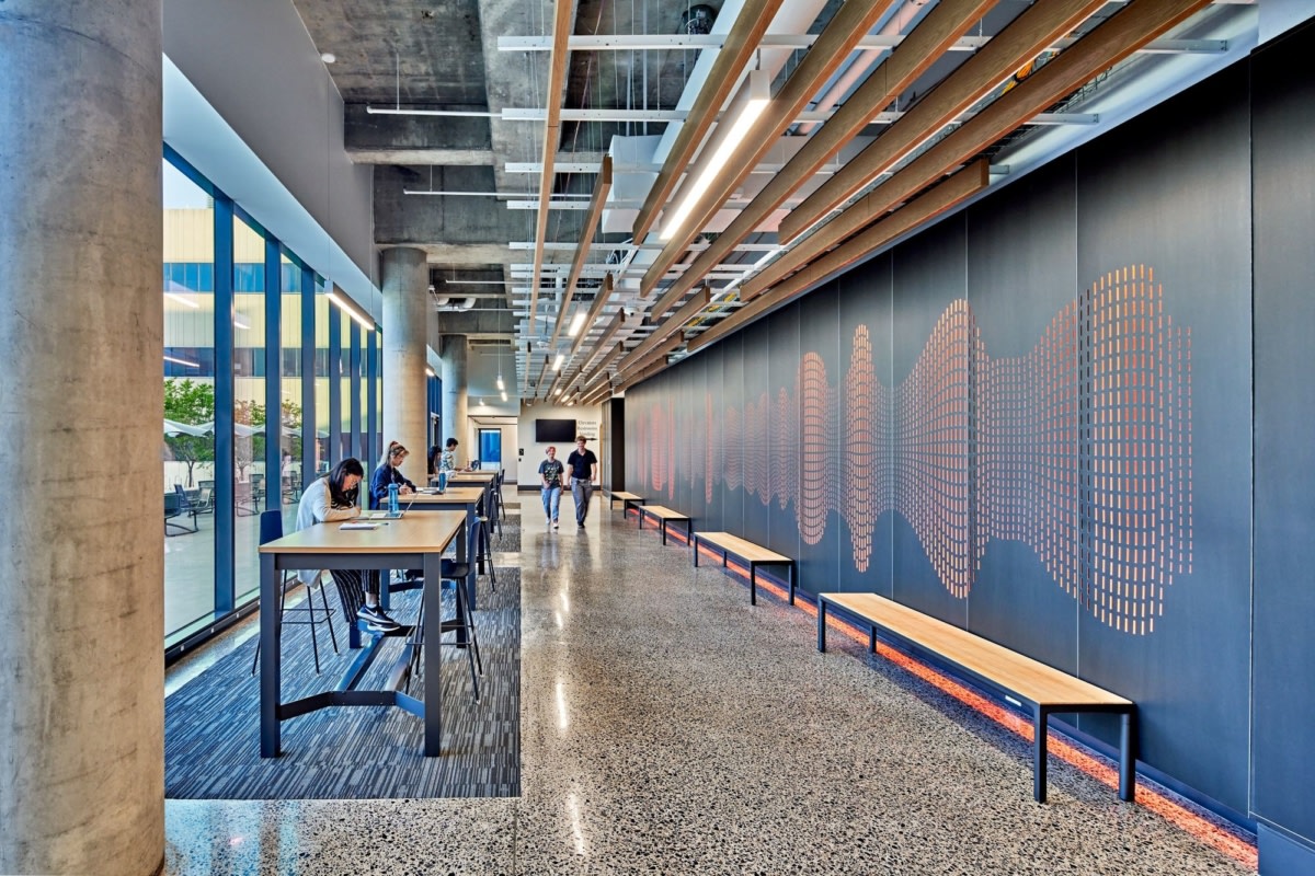 University of Texas at Dallas - Sciences Building - Education Snapshots