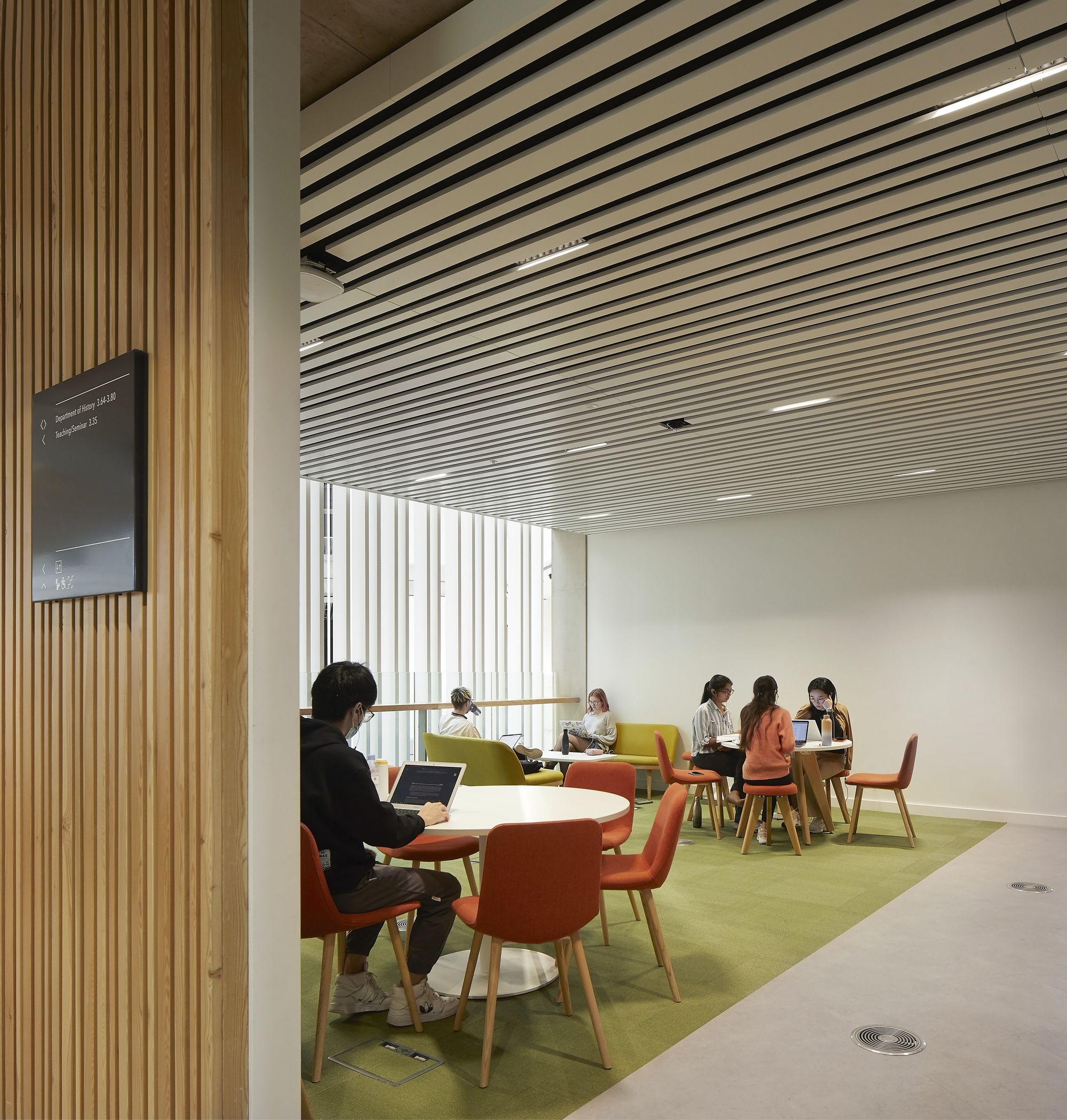 Warwick University - Faculty of Arts Building - Education Snapshots