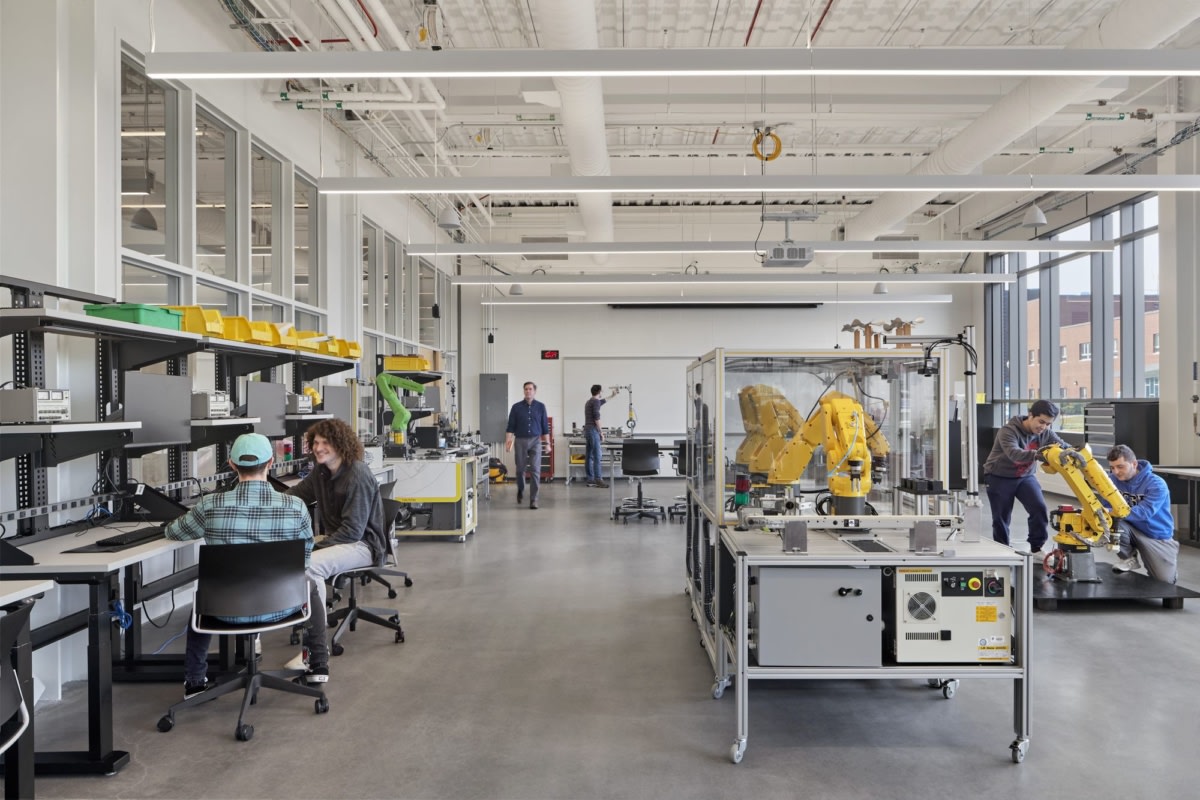 Central Connecticut State University - Applied Innovation Hub ...