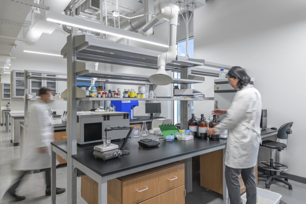 University of Houston - Victoria STEM Building - Education Snapshots