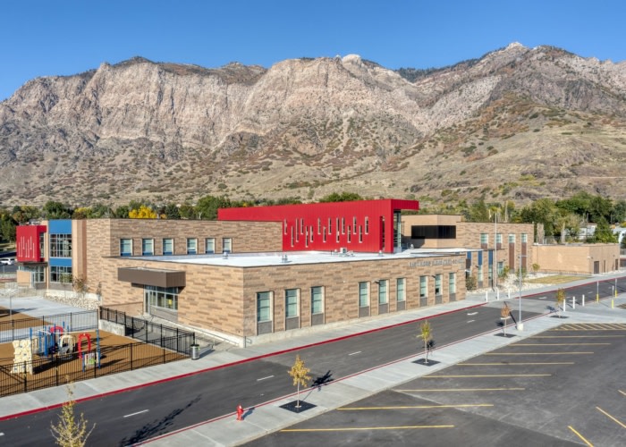 East Ridge Elementary School - Education Snapshots