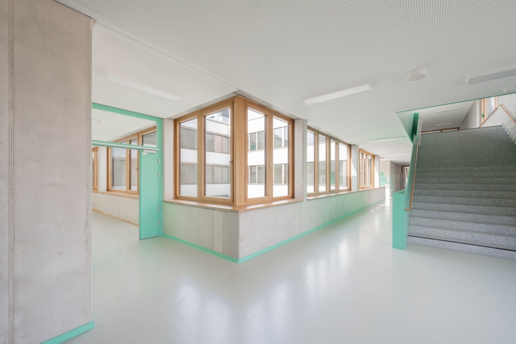 Gustav Heinemann Comprehensive School - Education Snapshots