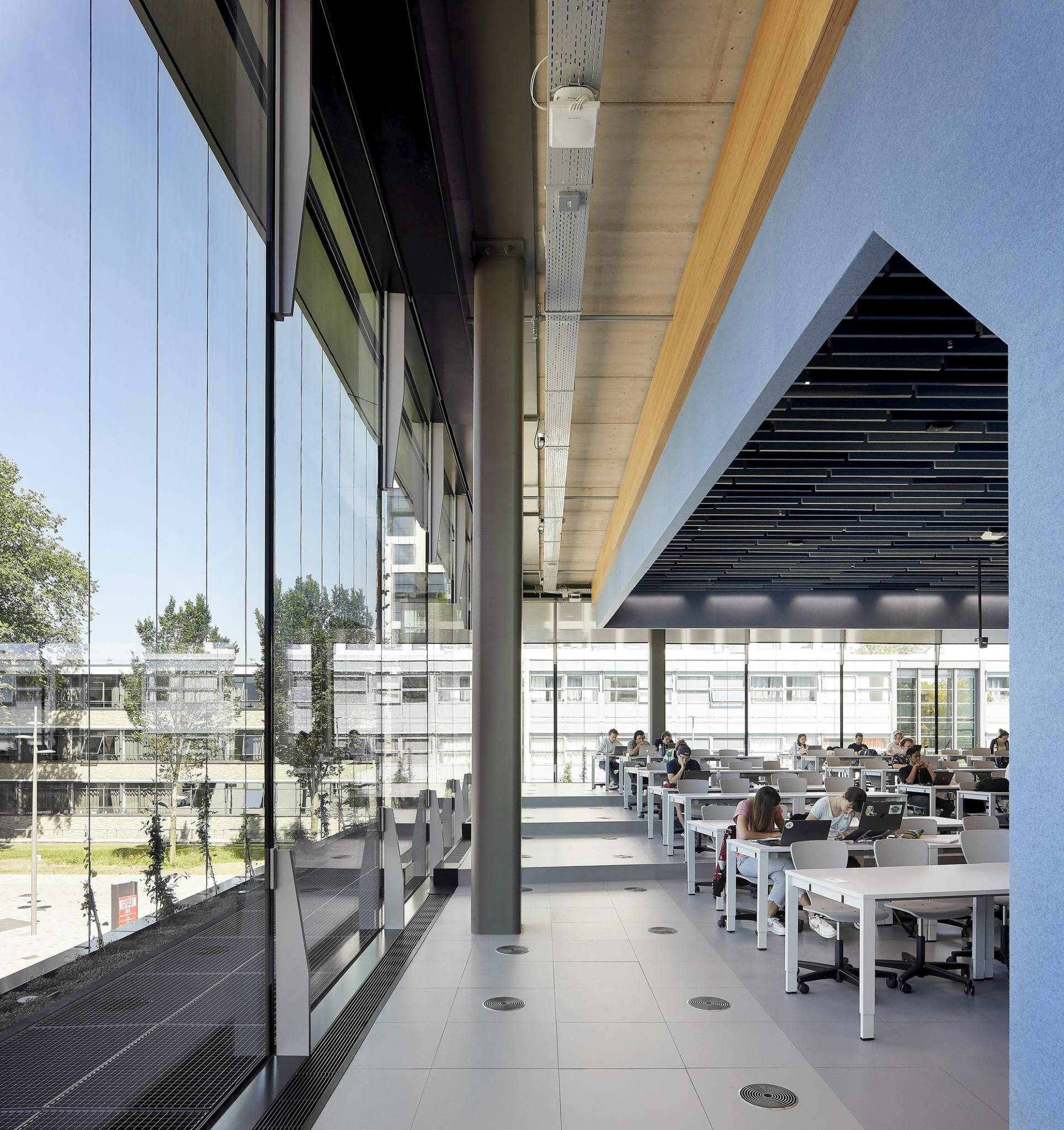 TU Delft - Echo Energy-Generating Interfaculty Teaching Building - Education Snapshots