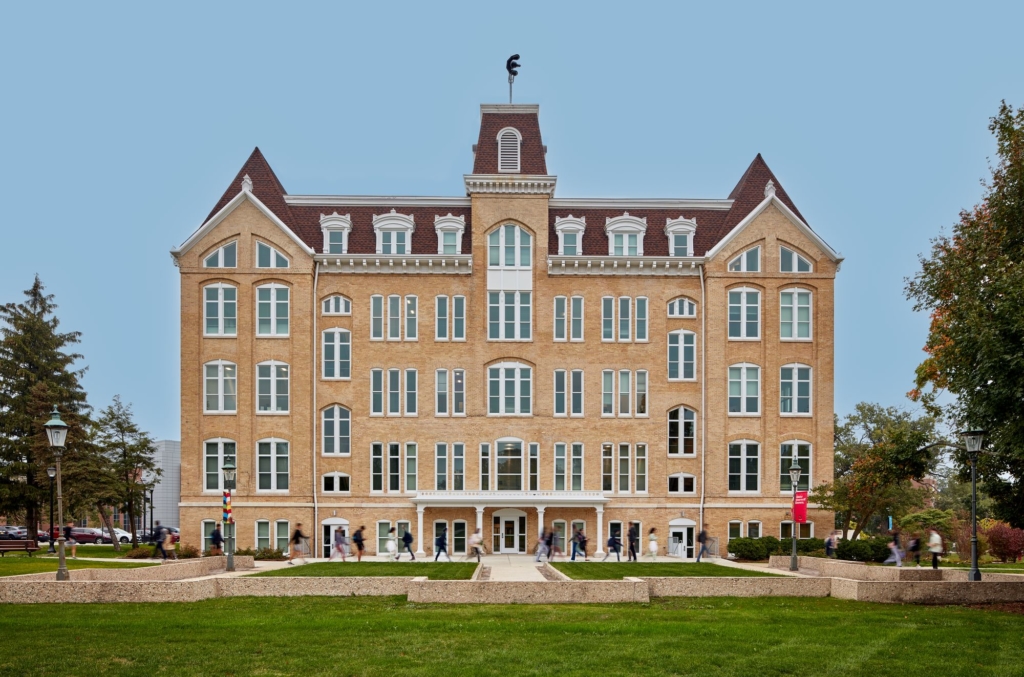 Lake Forest College - Brown Hall Academic Building - Education Snapshots