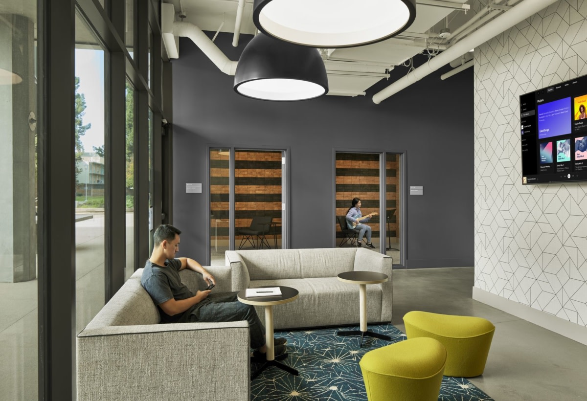 University of California Riverside - Dundee Residence Hall - Education ...