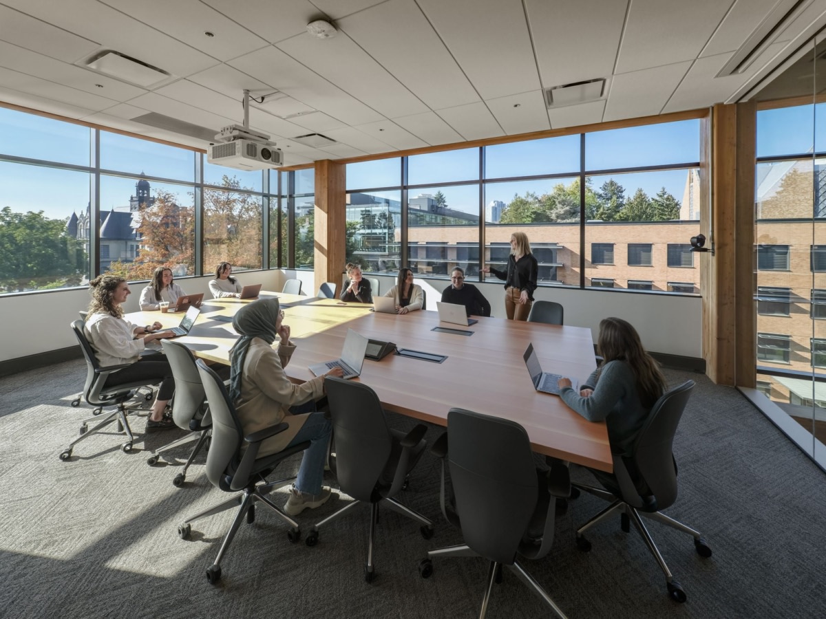 University of Washington - Michael G. Foster School of Business ...